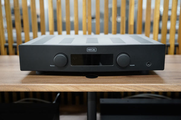 Hegel H95 - Integrated Amplifier - Ex Demo – Studio Incar